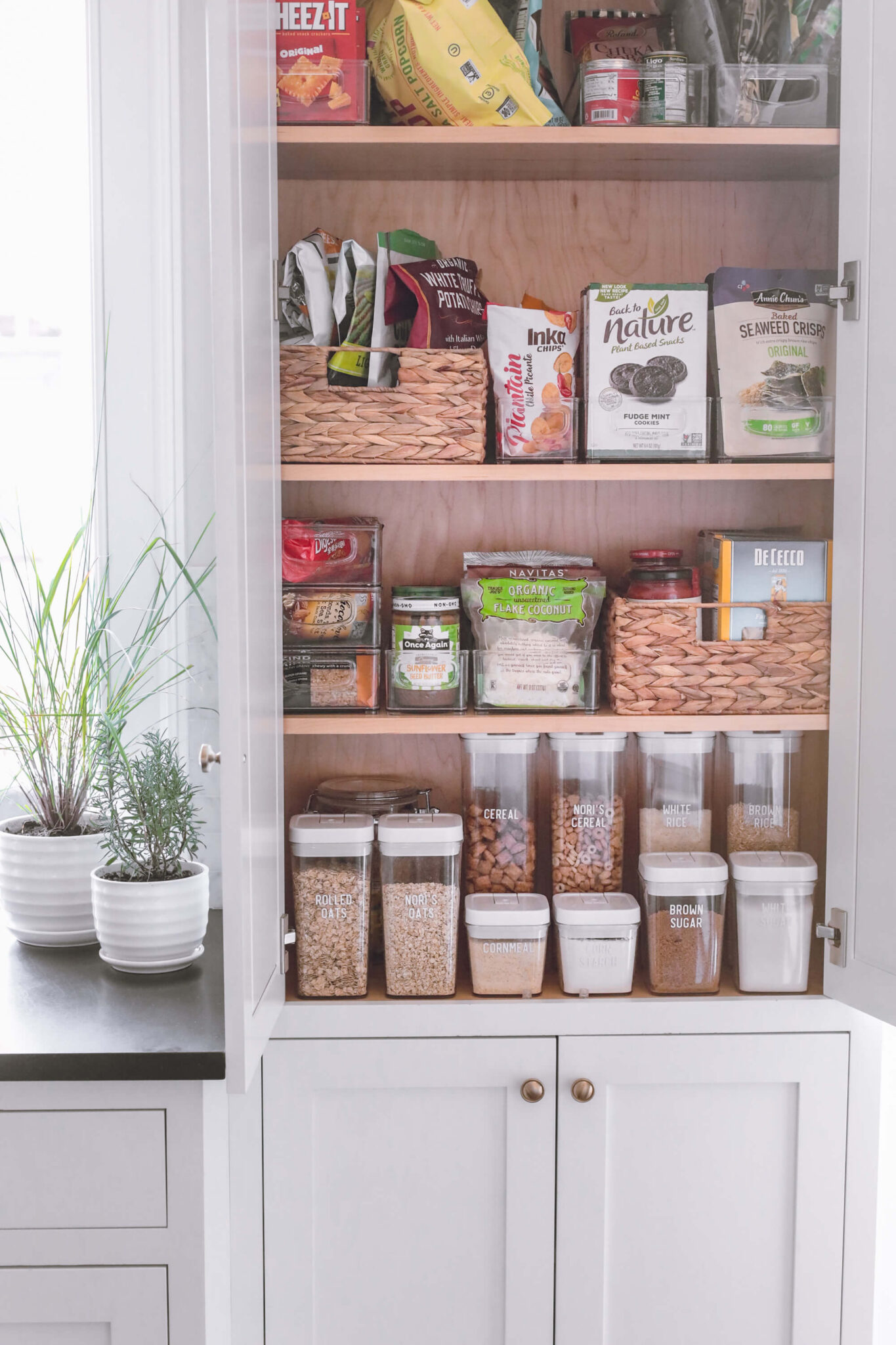 5 Tools & Tips for Kitchen Pantry Organization